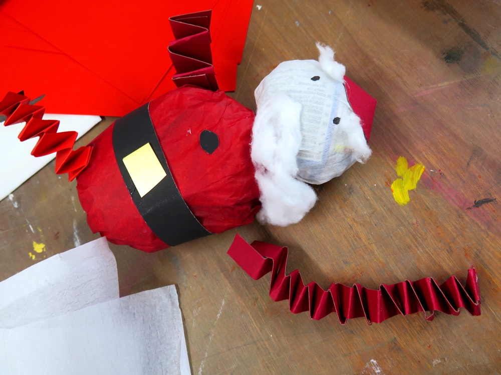 Santa comes in all Shapes and Sizes: Yr 3 Make Bouncing Santas!