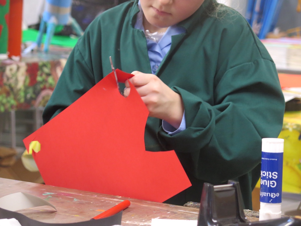 Santa comes in all Shapes and Sizes: Yr 3 Make Bouncing Santas!