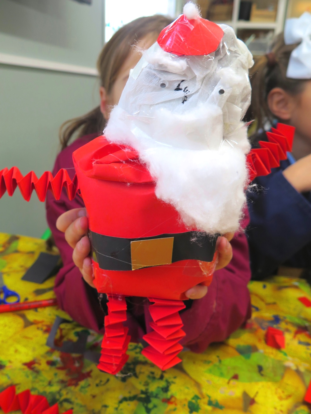 Santa comes in all Shapes and Sizes: Yr 3 Make Bouncing Santas!
