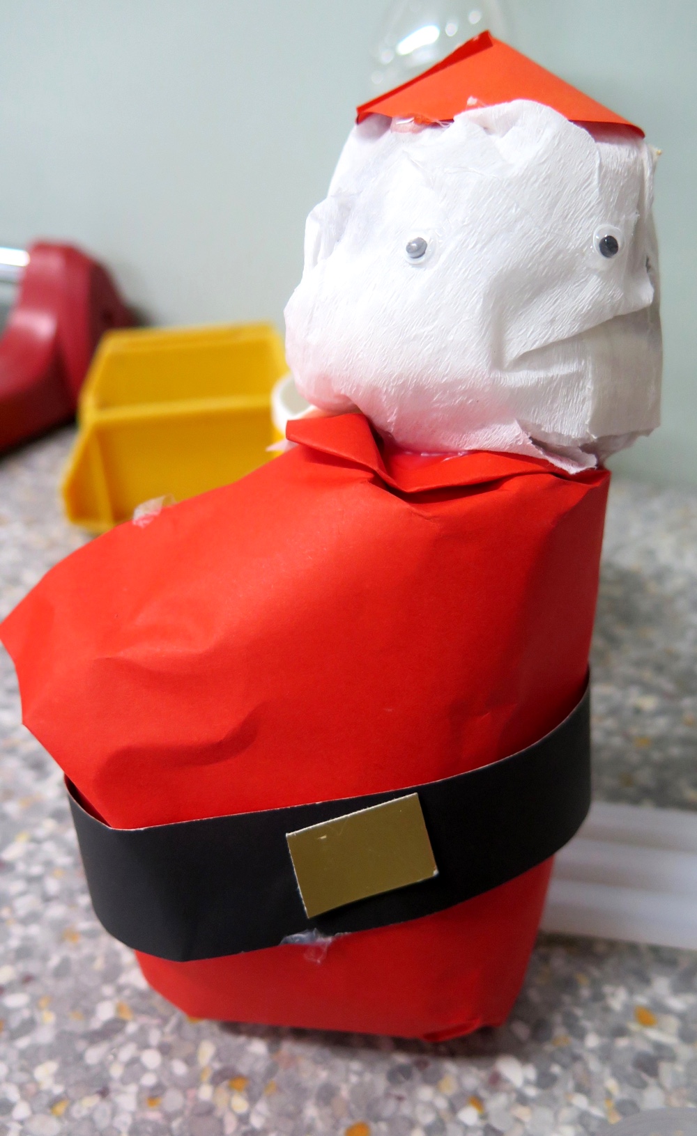 Santa comes in all Shapes and Sizes: Yr 3 Make Bouncing Santas!