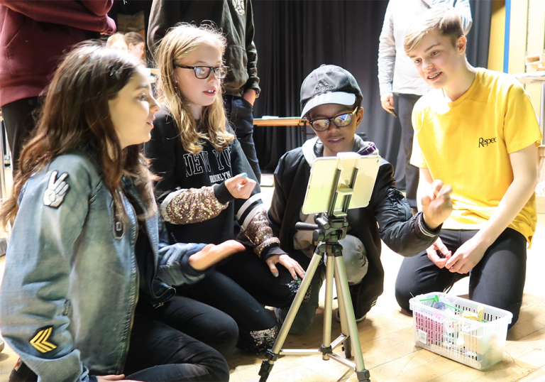 Inspiring Creativity in Teenagers…