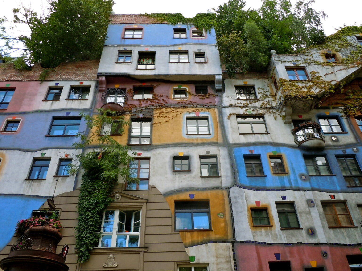 Talking Points: Hundertwasser the Architect